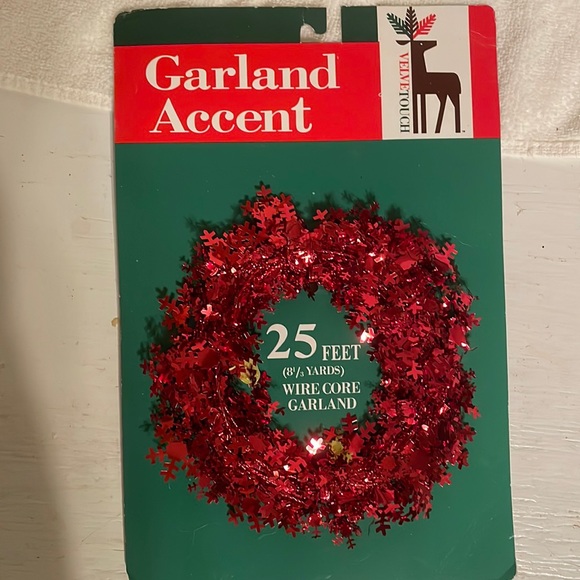 Velvet Touch | Holiday | 25 Feet Red Snowflake Shaped Velvet Touch Wire ...